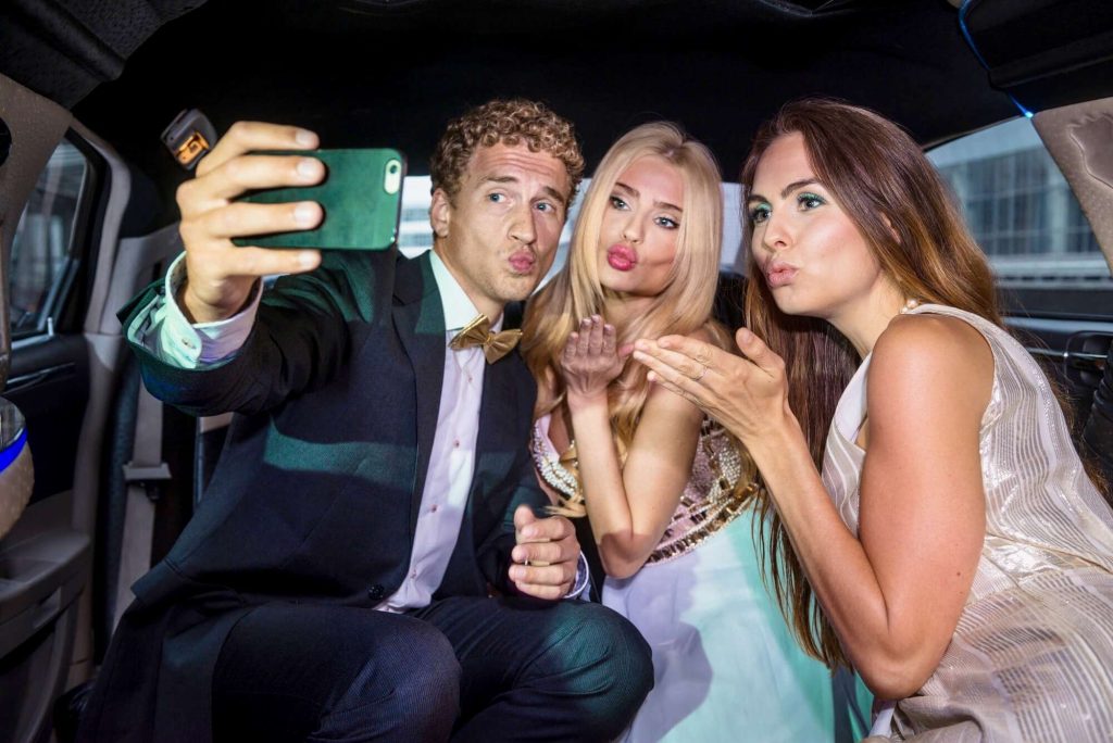 Homecoming & Prom Limo Rentals in Boston - Luxury Party Bus